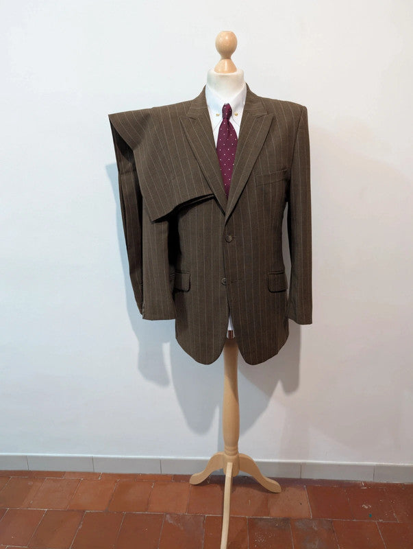 Splendide costume pinstripe marron – Ma boutique